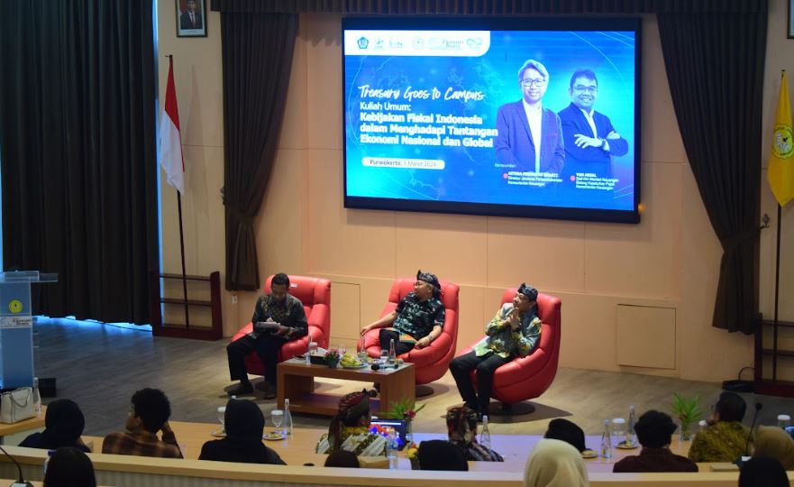 Beri Kuliah Umum, Yon Arsal Tegaskan Pentingnya Relawan Pajak ...