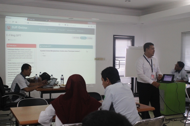 Pandu e-Filing, KPP PMA Satu Datangi DIC Graphics Jakarta | Direktorat ...